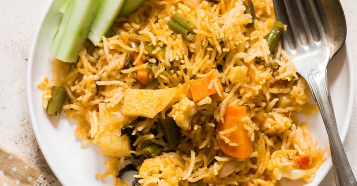 One Pot Vegetable Tehri Recipe | Tahiri - Curry Trail