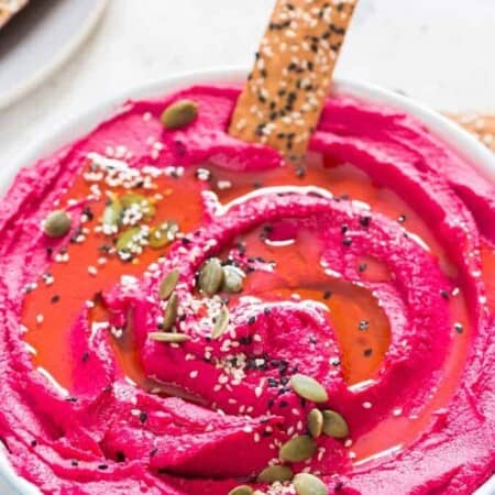5 Minutes Super Creamy Roasted Beet Hummus - CurryTrail