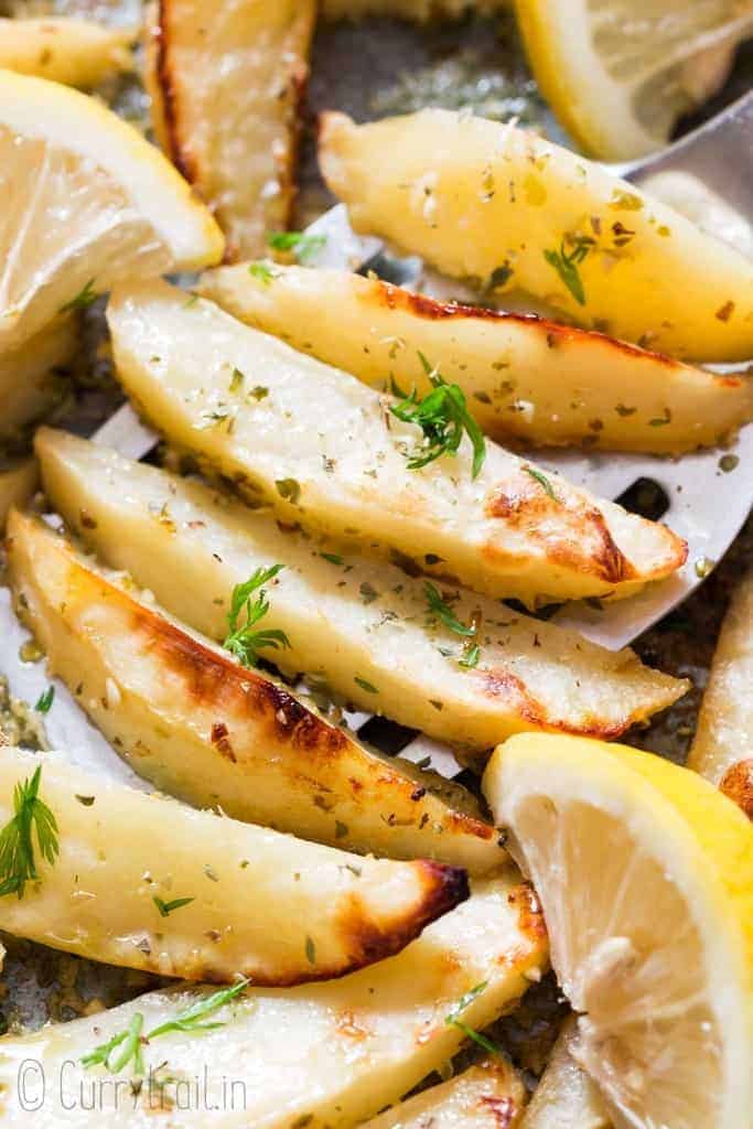Roasted Greek Lemon Potatoes Recipe - CurryTrail