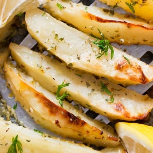 Roasted Greek Lemon Potatoes Recipe - CurryTrail