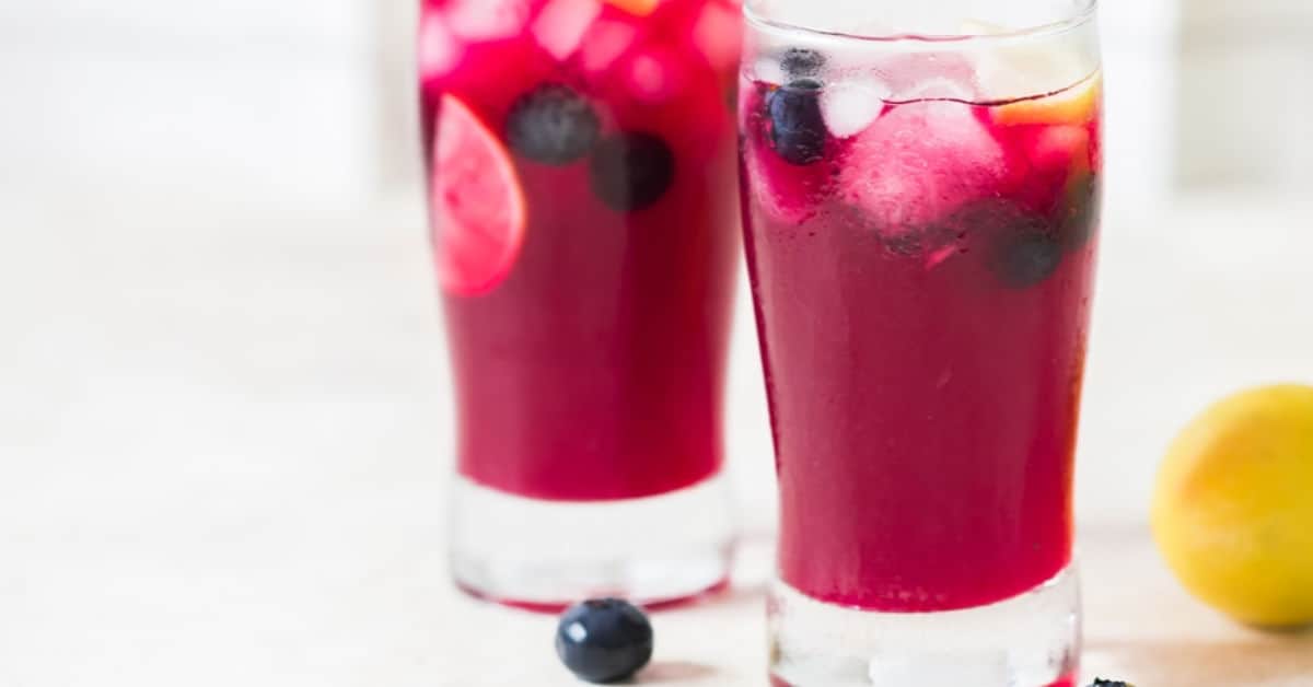 Refreshing Blueberry Lemonade Recipe - Curry Trail