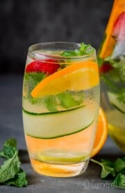 Detox Infused Water (Homemade Vitamin Water) - Curry Trail