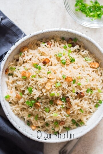 Easy Garlic Rice (Filipino Garlic Fried Rice) - Curry Trail
