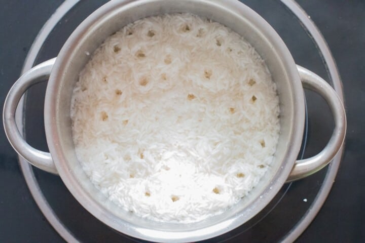 Easily Cook Perfect Steamed Rice Every Time - CurryTrail