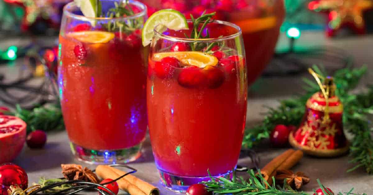 How to Make Jingle Juice Holiday Christmas Punch - CurryTrail