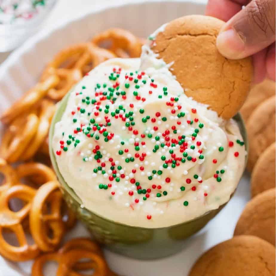 Santa Munch Christmas Popcorn Snack Mix - CurryTrail