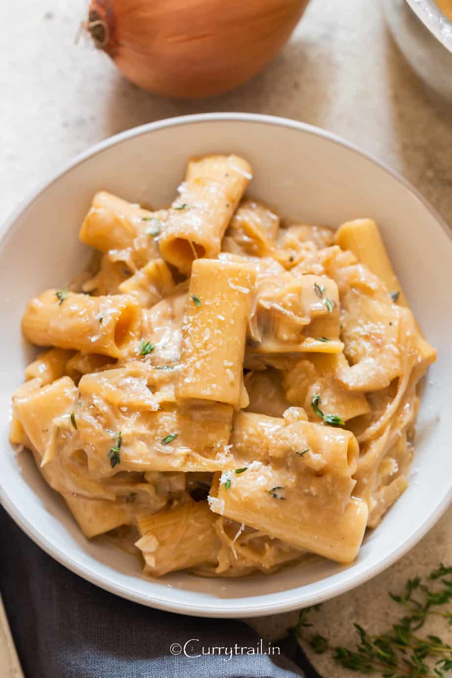 One Pot French Onion Pasta - Curry Trail